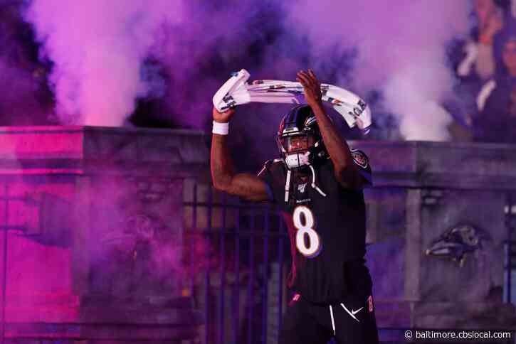Lamar Jackson Breaks Out Ray Lewis Dance After Receiving MVP Award ...