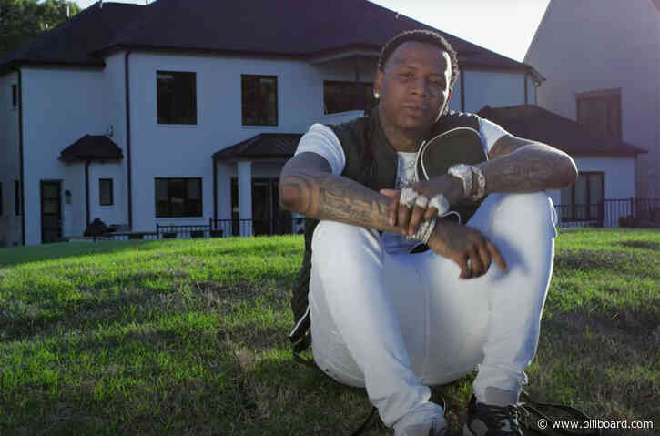 MoneyBagg Yo Plays Golf & Hangs Out With His Kids in ‘Cold Shoulder ...