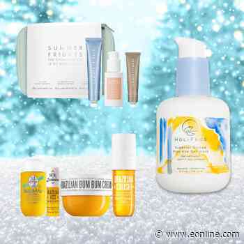 Sarah Silverman Flaunts Crazy Cleavage, Puts Boobs on Full Display in ...