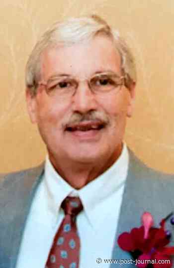 Paul Wilcox, 50, was bitten on the leg by the shark off Byron Bay in ...