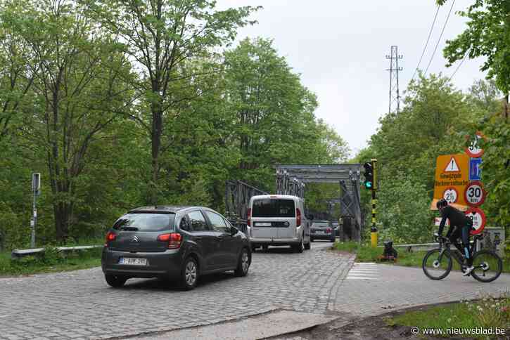 Mol even snel als alligator, dankzij 'zesde vinger' - Het Nieuwsblad ...