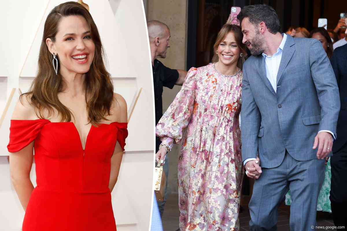Jennifer Garner shops at Sam’s Club as ex Ben Affleck marries Jennifer ...