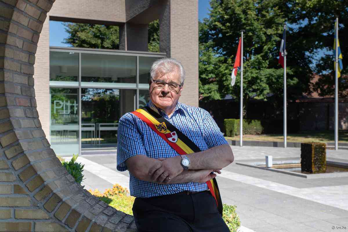 Ivan Delaere neemt na 25 jaar afscheid als burgemeester van Pittem ...
